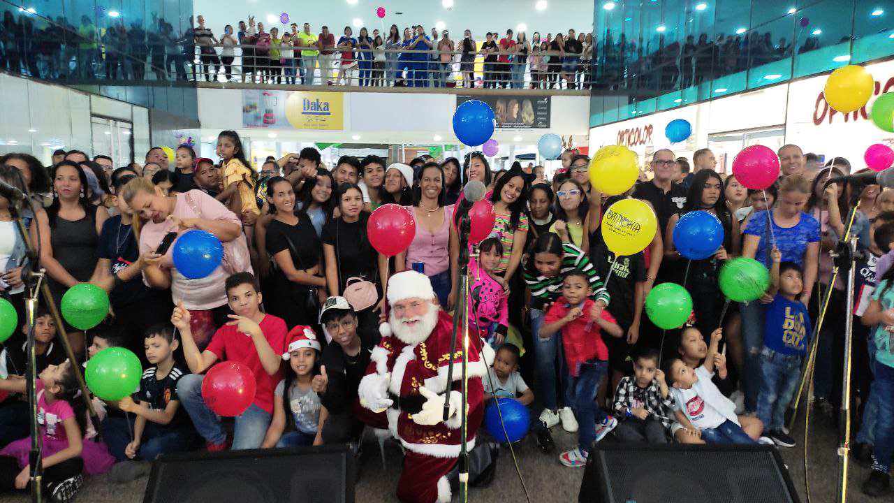 Orinokia Mall le da la bienvenida a la navidad junto a los guayaneses ...