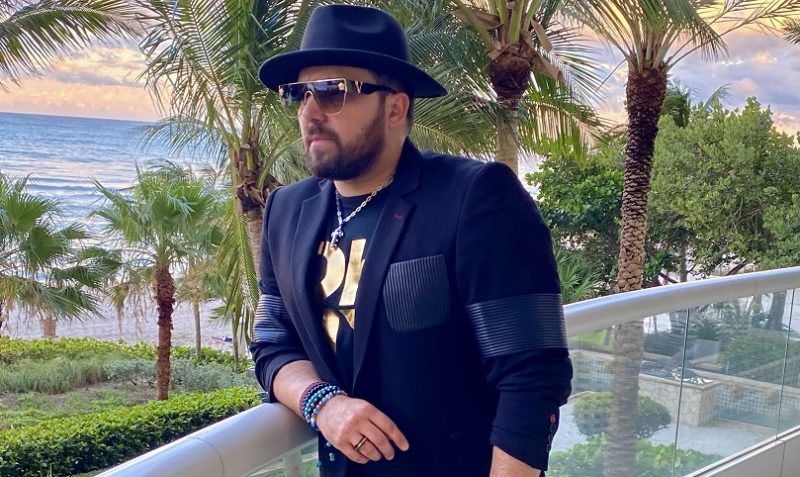 Michel Puche se une al productor musical Archie Peña para deleitarnos ...